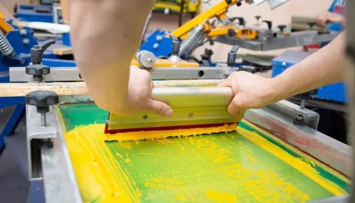 How To Remove Screen Printing: Fabric, Plastic, and More