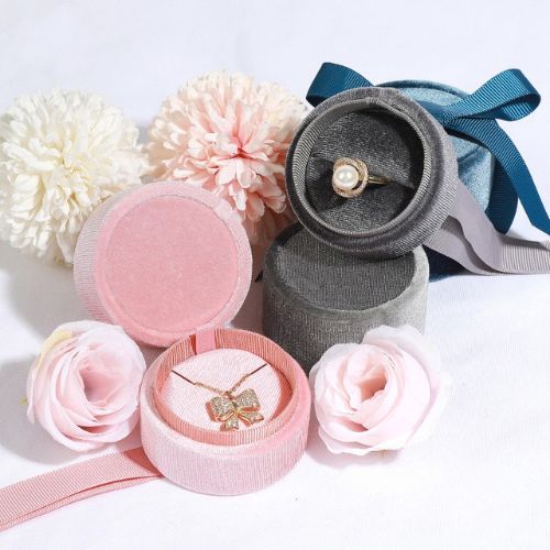 Custom Velvet Box Manufacturer