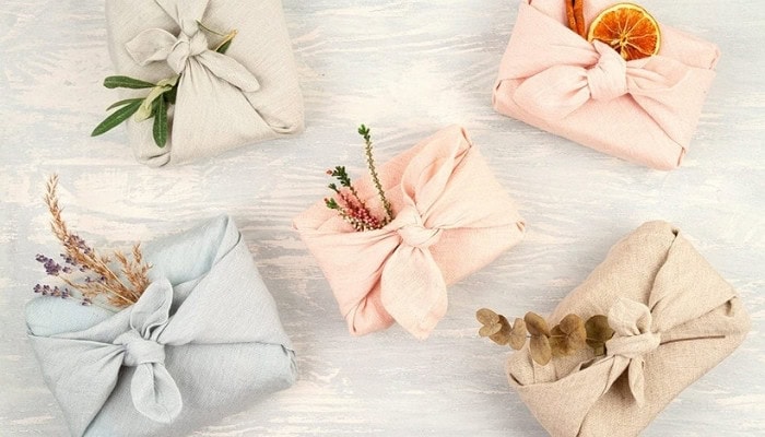 12 Green Gift Wrapping Ideas